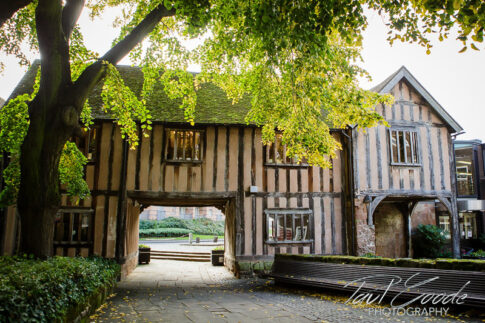 A Coventry Register Office Wedding | Laura & Andrew